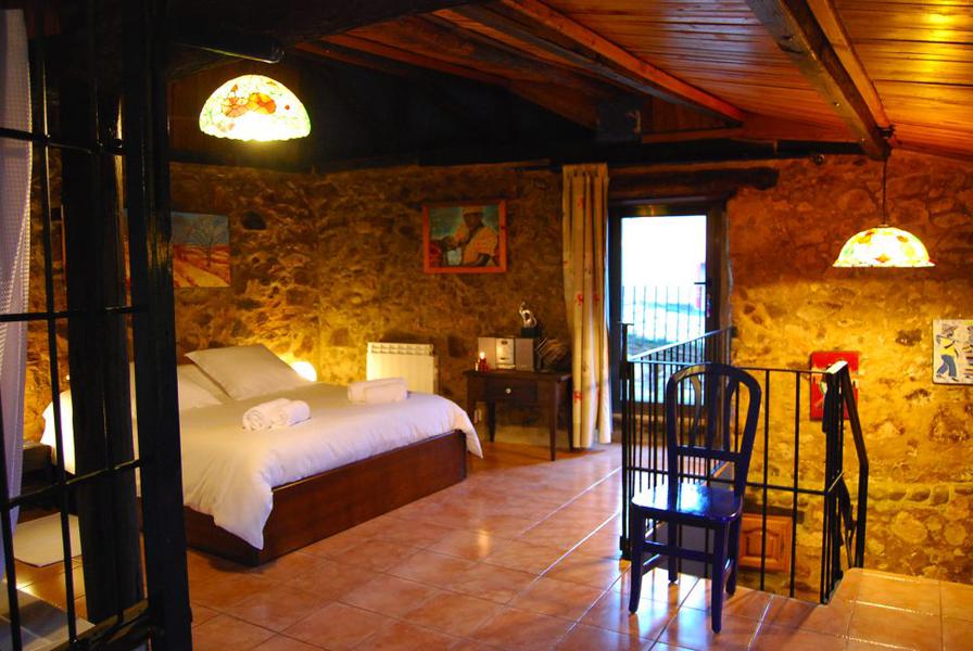 Las 4 ESQUiNAS - Casillón 1 & 2 on Segura de Toro (Cáceres) - RuralWeekend